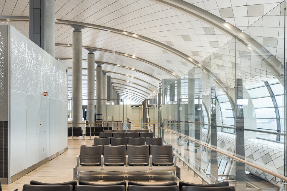 Innovative Innenausbau-Lösungen am Flughafen Oslo | Lindner Group