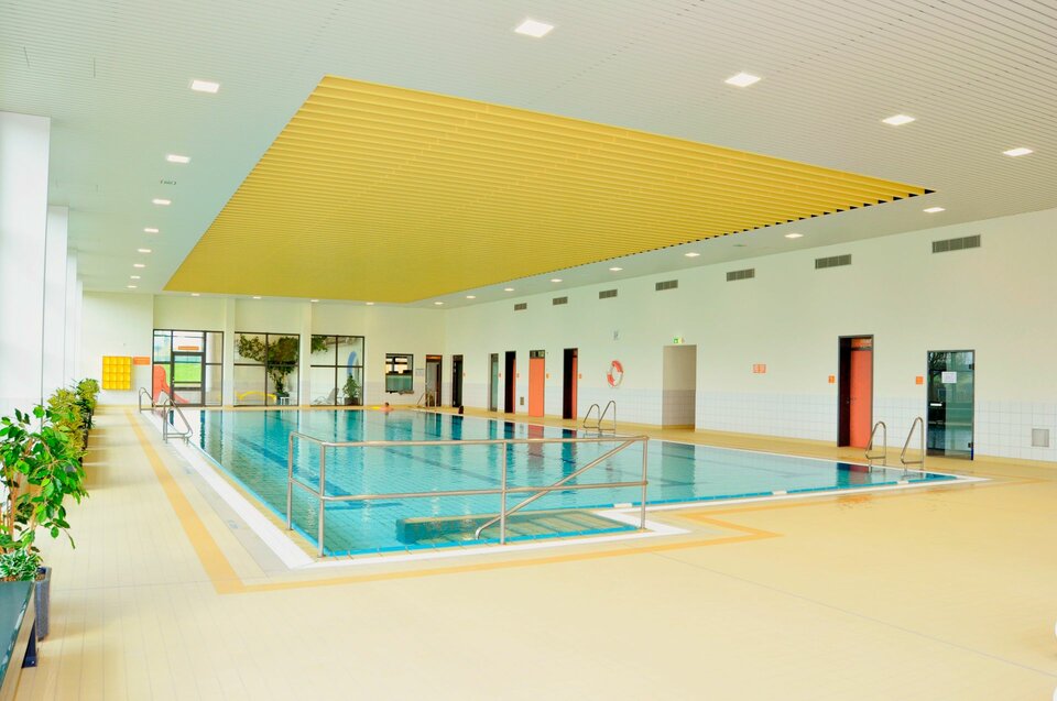 Referenzen │ Eindrucksvolle Bauprojekte miterleben | Hallenbad Massing